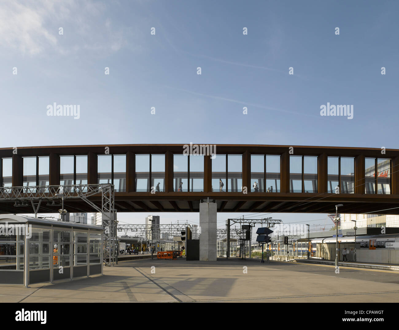 Stratford station bridge hi-res stock photography and images - Alamy
