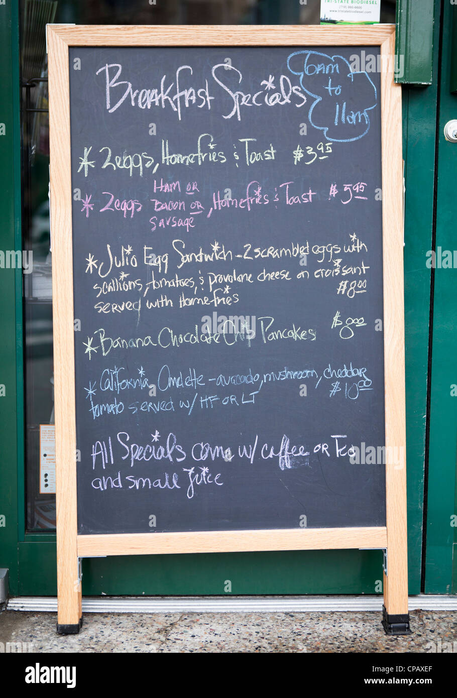 Restaurant menu chalkboard hi-res stock photography and images - Alamy