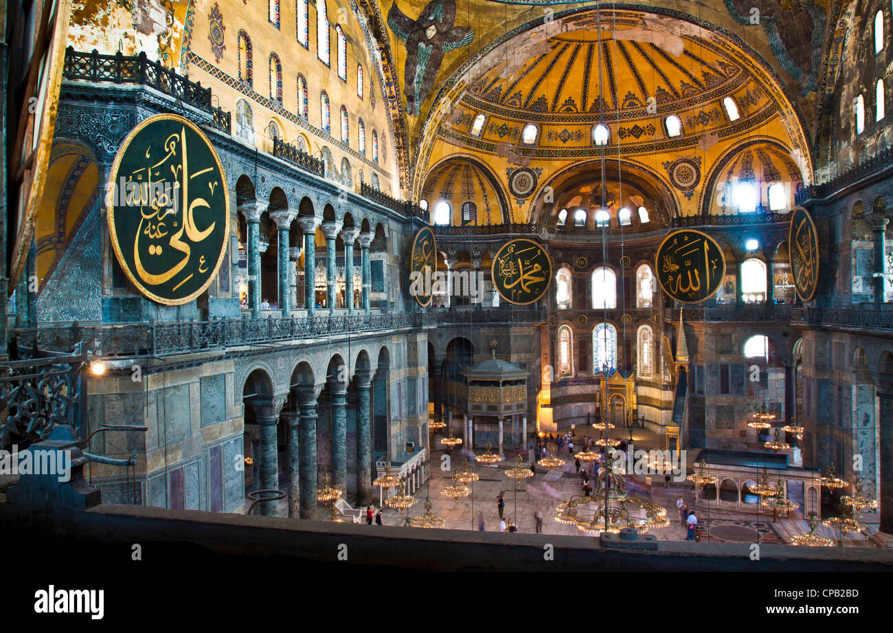 The interior of Hagia Sofia (Ayasofya) in Istanbul, Turkey Stock Photo ...