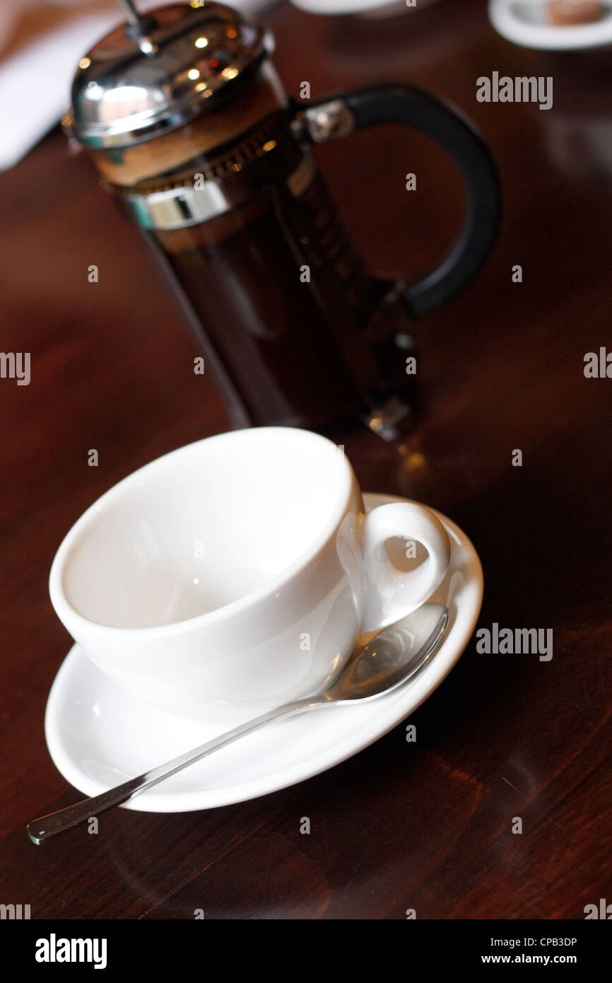 A coffee press serving delicious hot coffee Stock Photo - Alamy