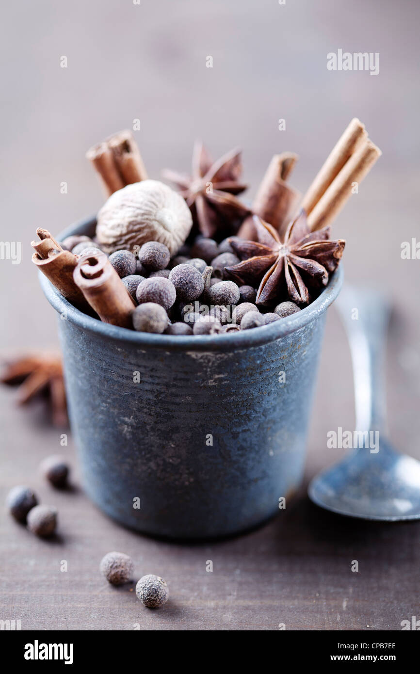 Ethnic spices hi-res stock photography and images - Alamy