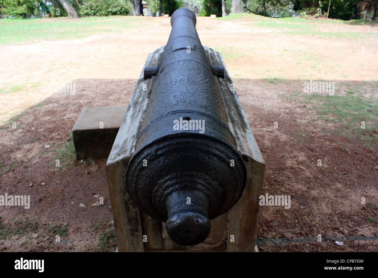 Old Antique Cannon India High Resolution Stock Photography and Images ...