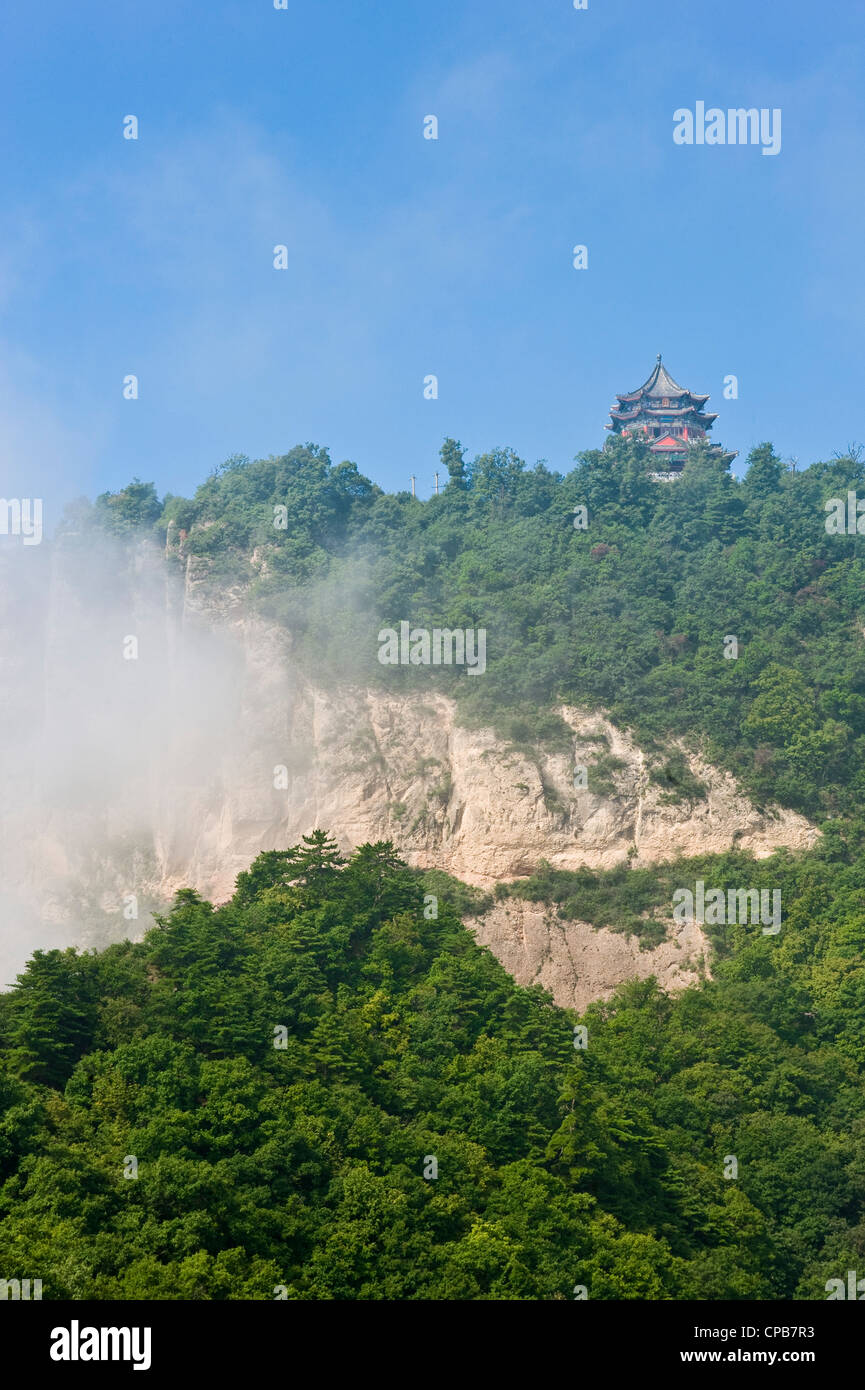 View fragrant mountain temple hi-res stock photography and images - Alamy