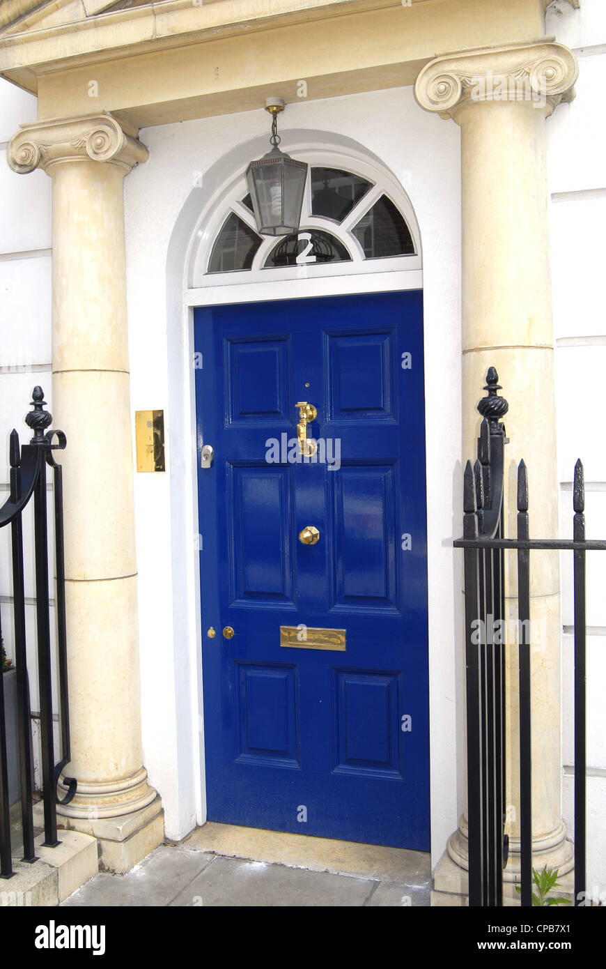 London Townhouse Door High Resolution Stock Photography and Images - Alamy
