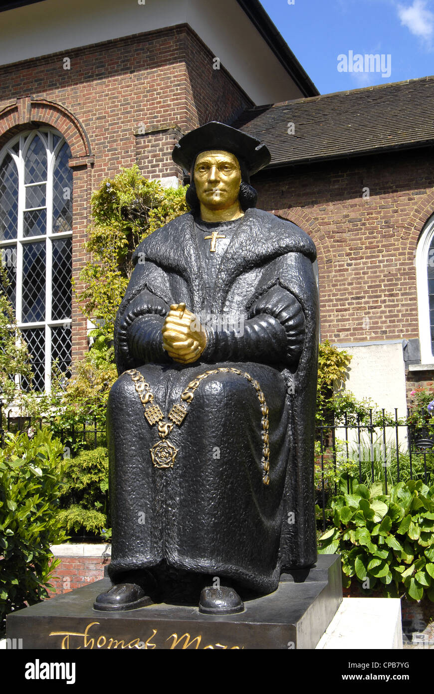 Thomas Moro at The Old Church,near The Thames Stock Photo - Alamy