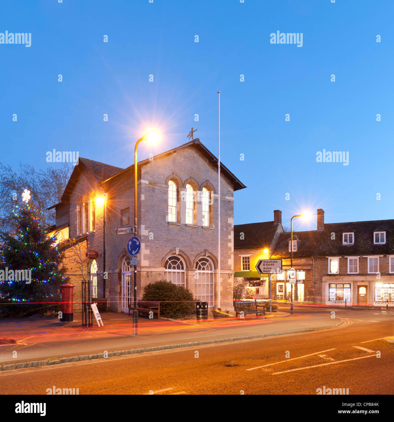 Bampton oxfordshire hi-res stock photography and images - Alamy