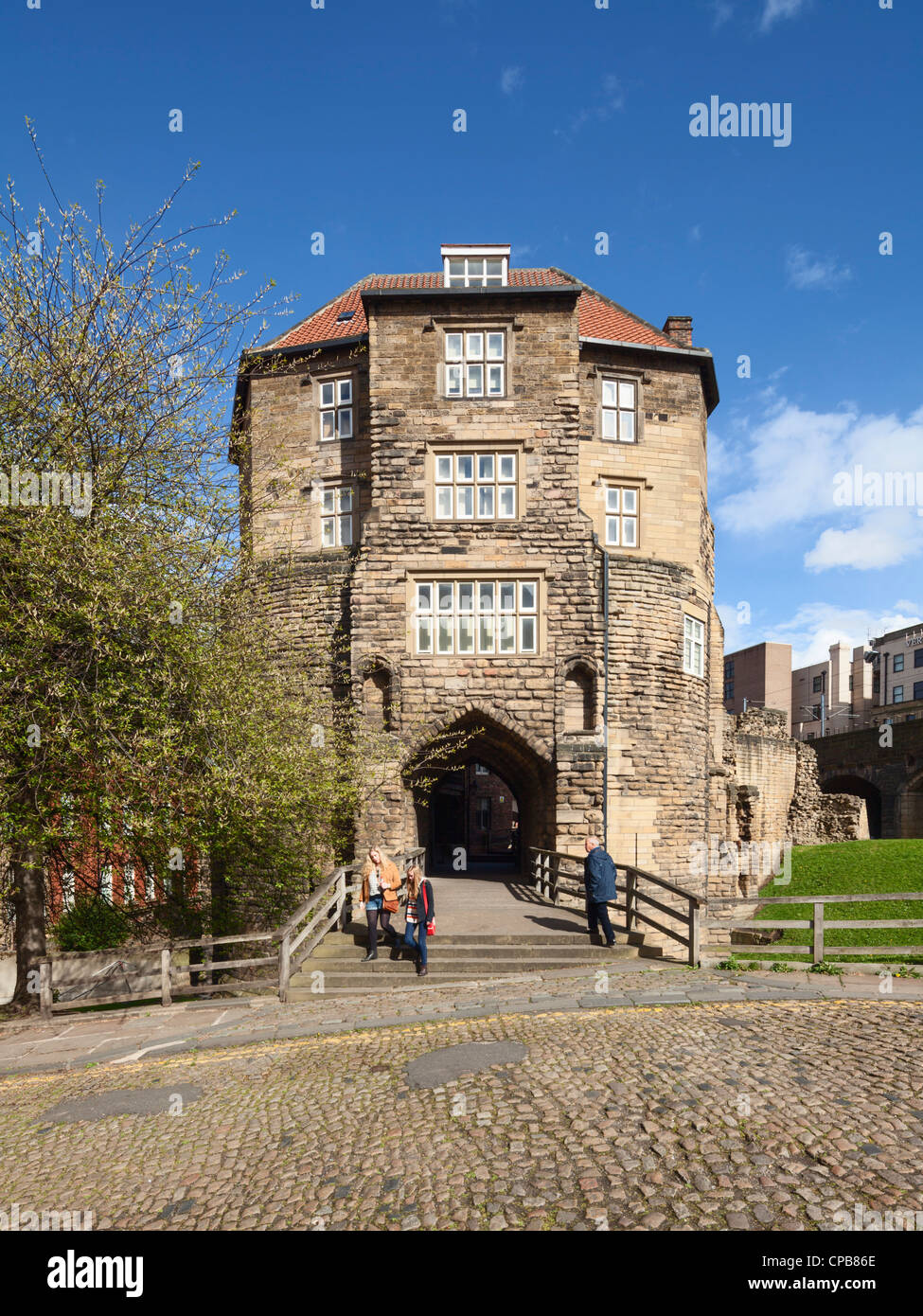 Old black gate hi-res stock photography and images - Alamy