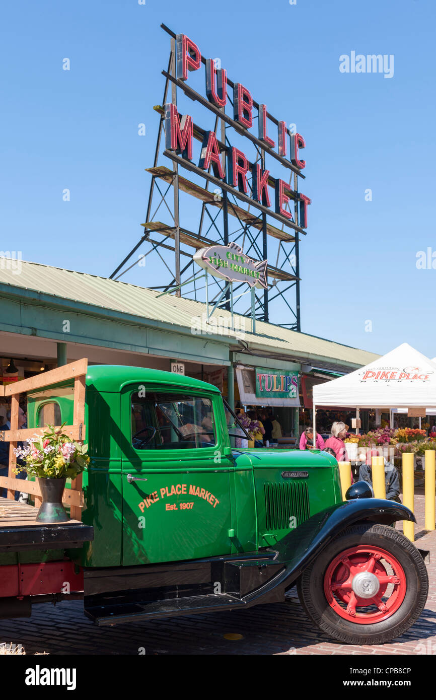 Old farmers truck hi-res stock photography and images - Alamy