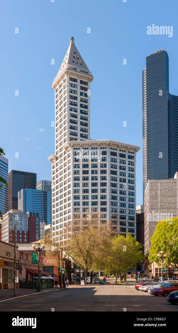 Smith Tower & Columbia Center, Seattle Stock Photo - Alamy
