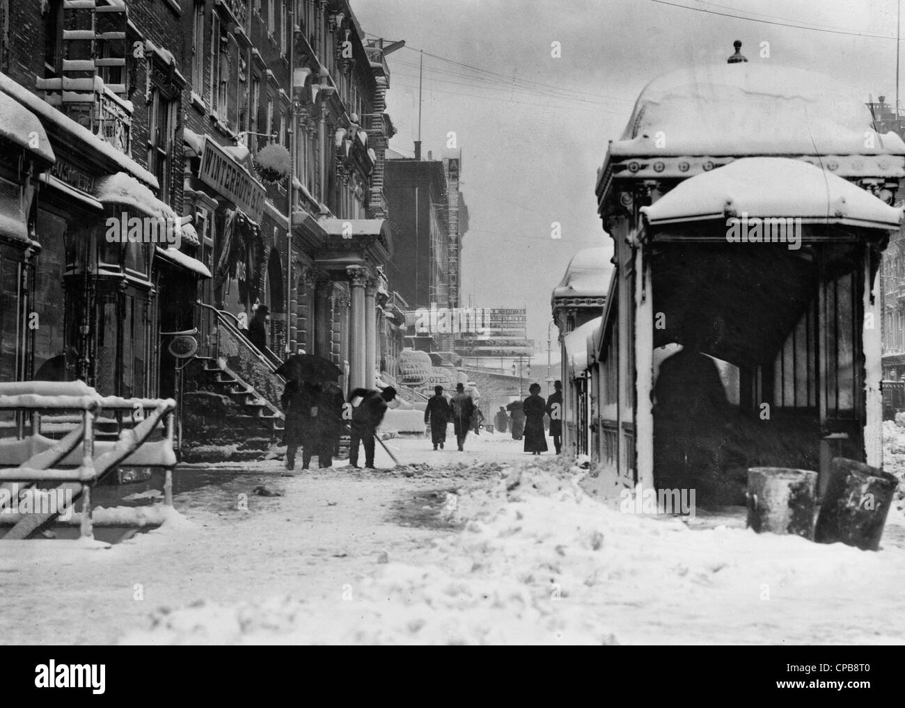 Snow storm, 14th St., New York City, January 1908 Stock Photo - Alamy