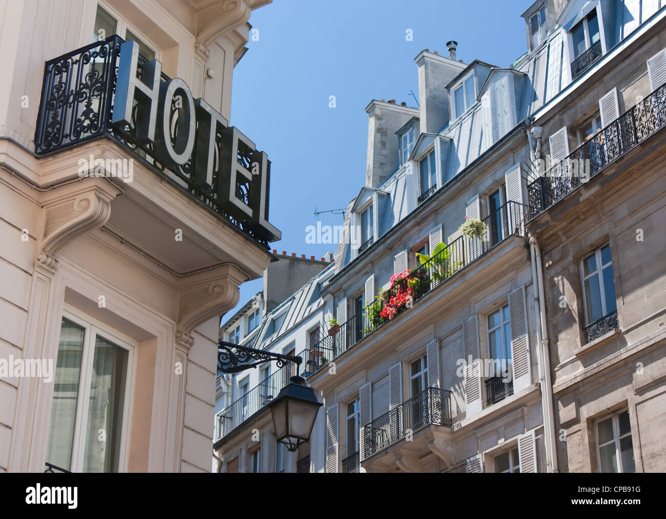 Parisian business architecture hi-res stock photography and images - Alamy