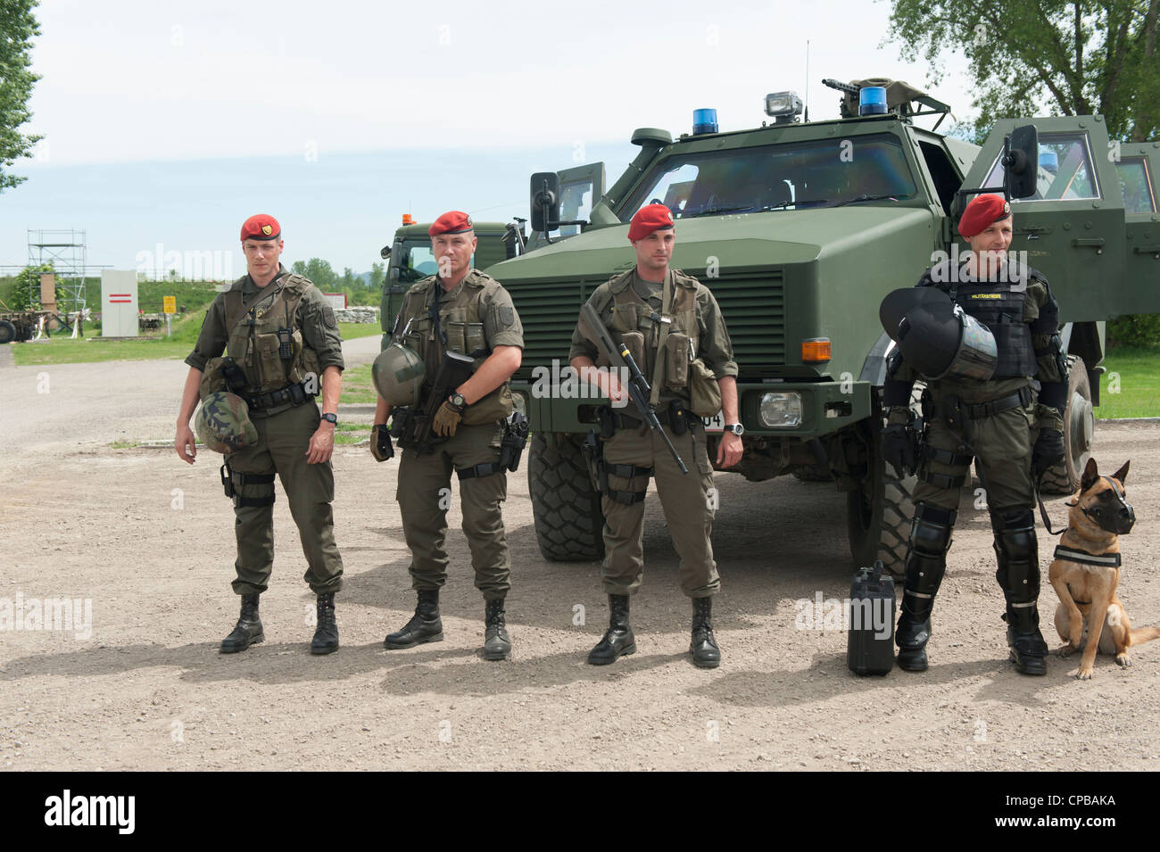 Eu battlegroup hi-res stock photography and images - Alamy