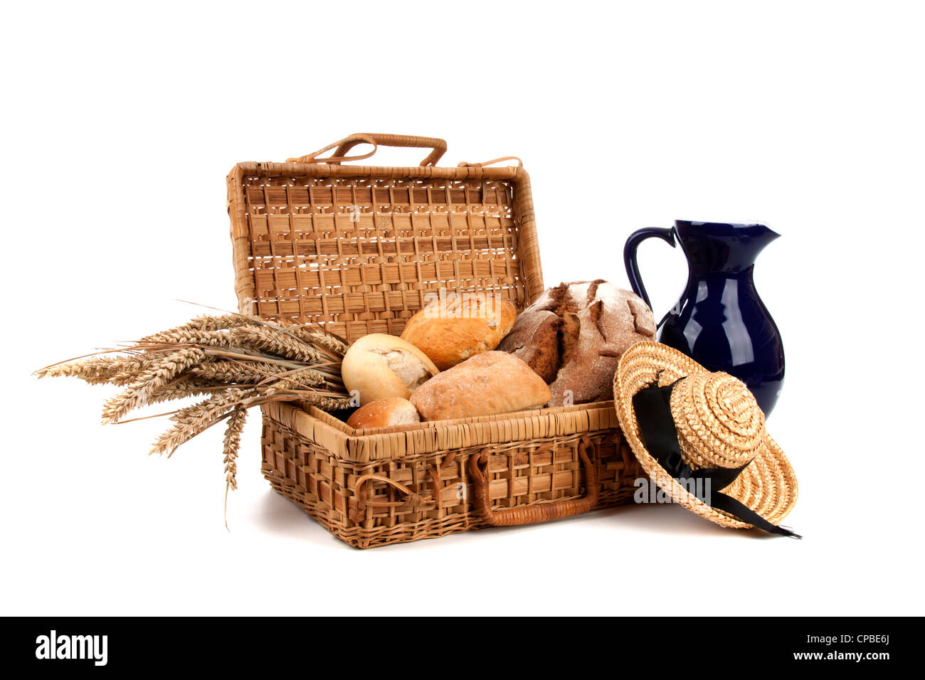 Attributes for a lovely picnic Stock Photo - Alamy