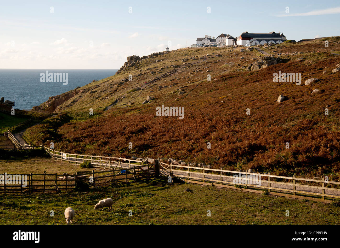 Cornwall countryside hi-res stock photography and images - Alamy