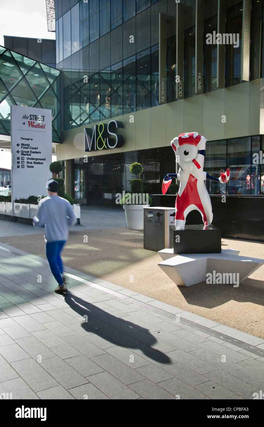 England mascots hi-res stock photography and images - Alamy