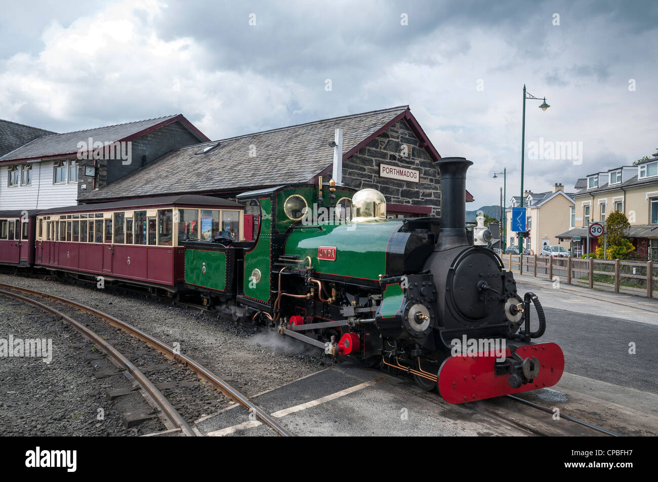 Welsh highland heritage railway hi-res stock photography and images - Alamy