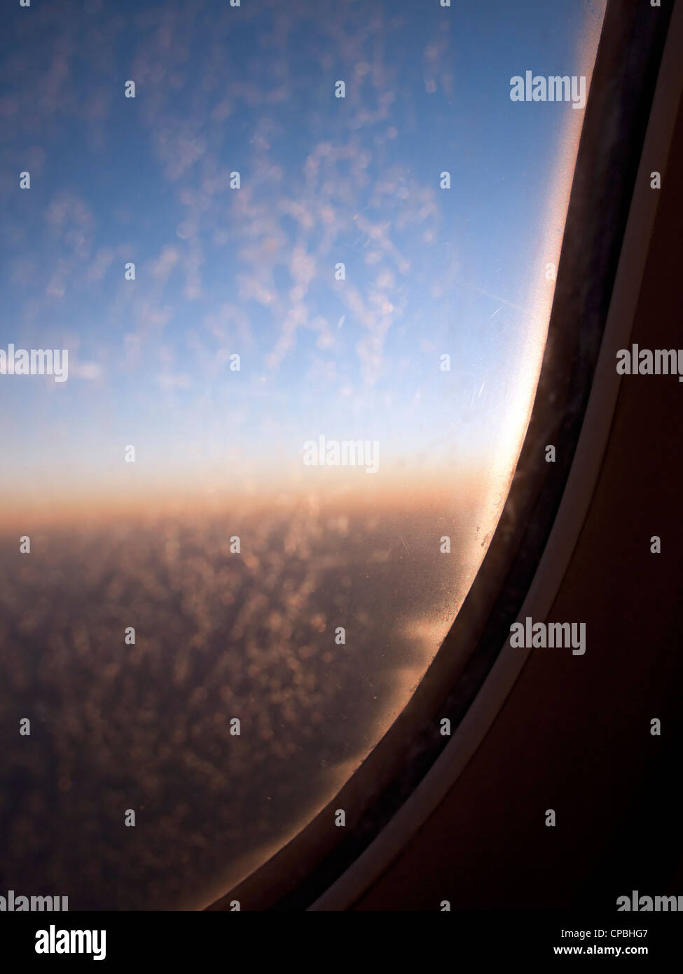Airplane window vertical hi-res stock photography and images - Alamy