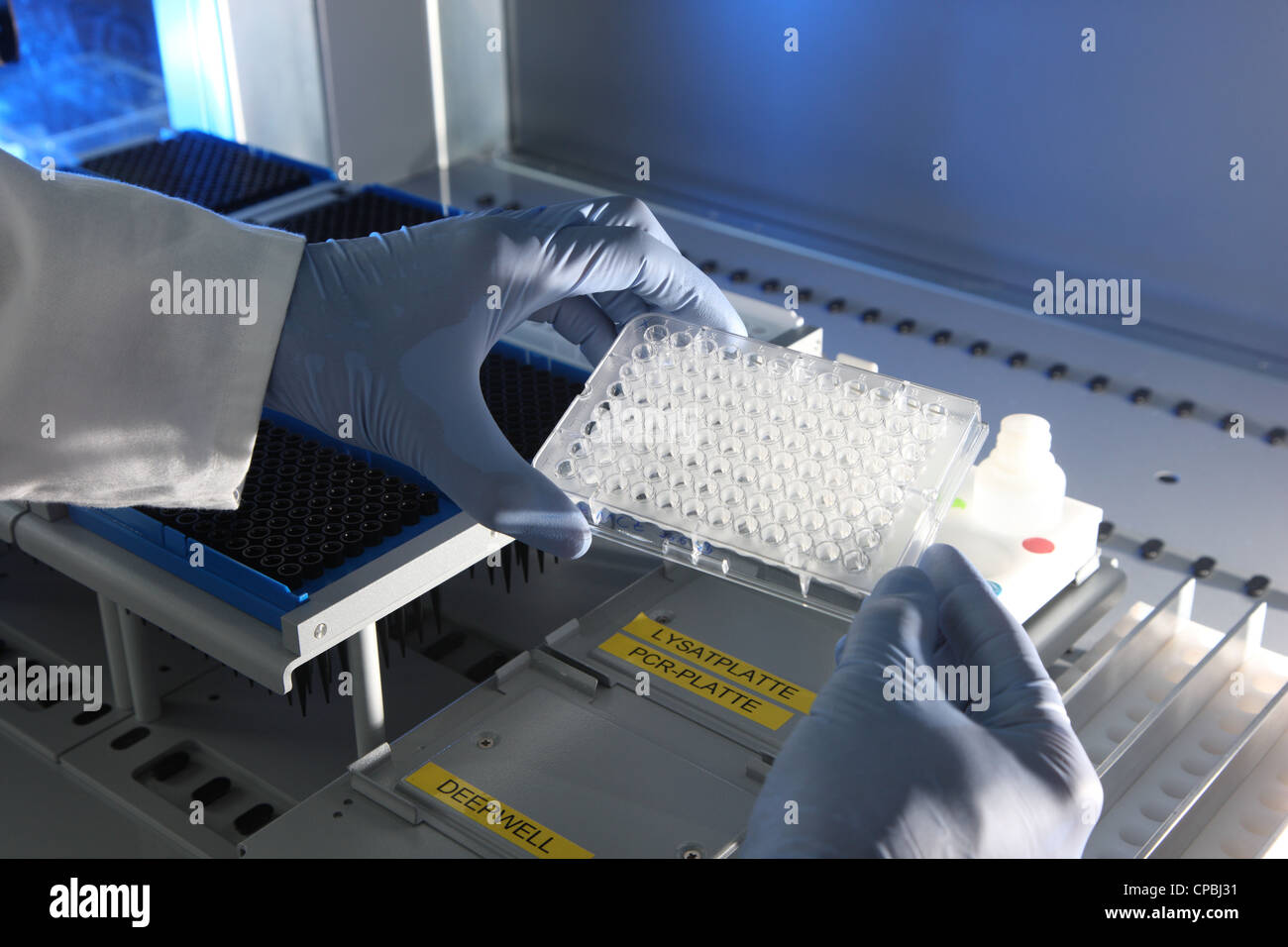 Crime scene dna database hi-res stock photography and images - Alamy
