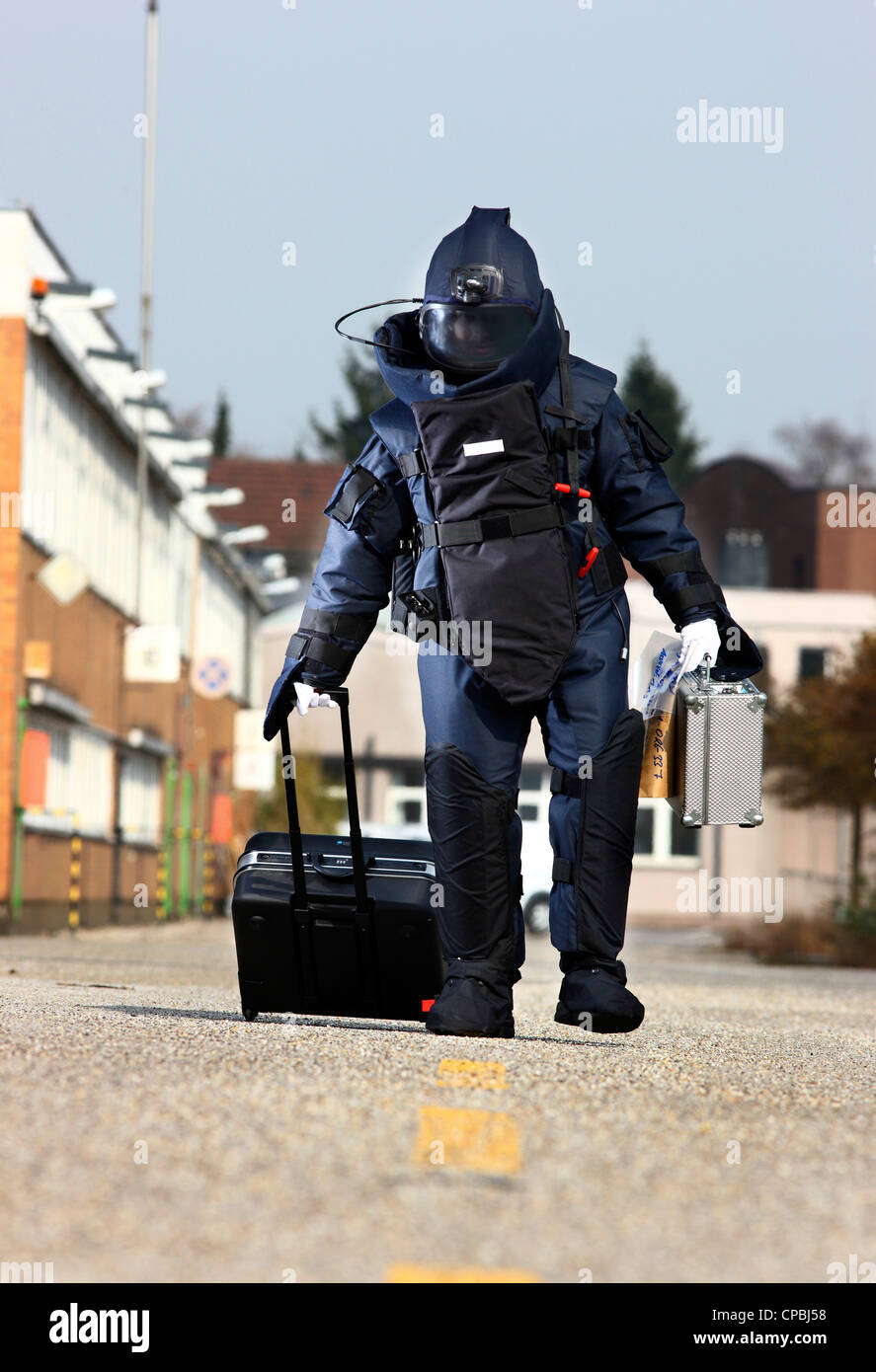 Police. State Office of Criminal Investigations. Crime scene ...