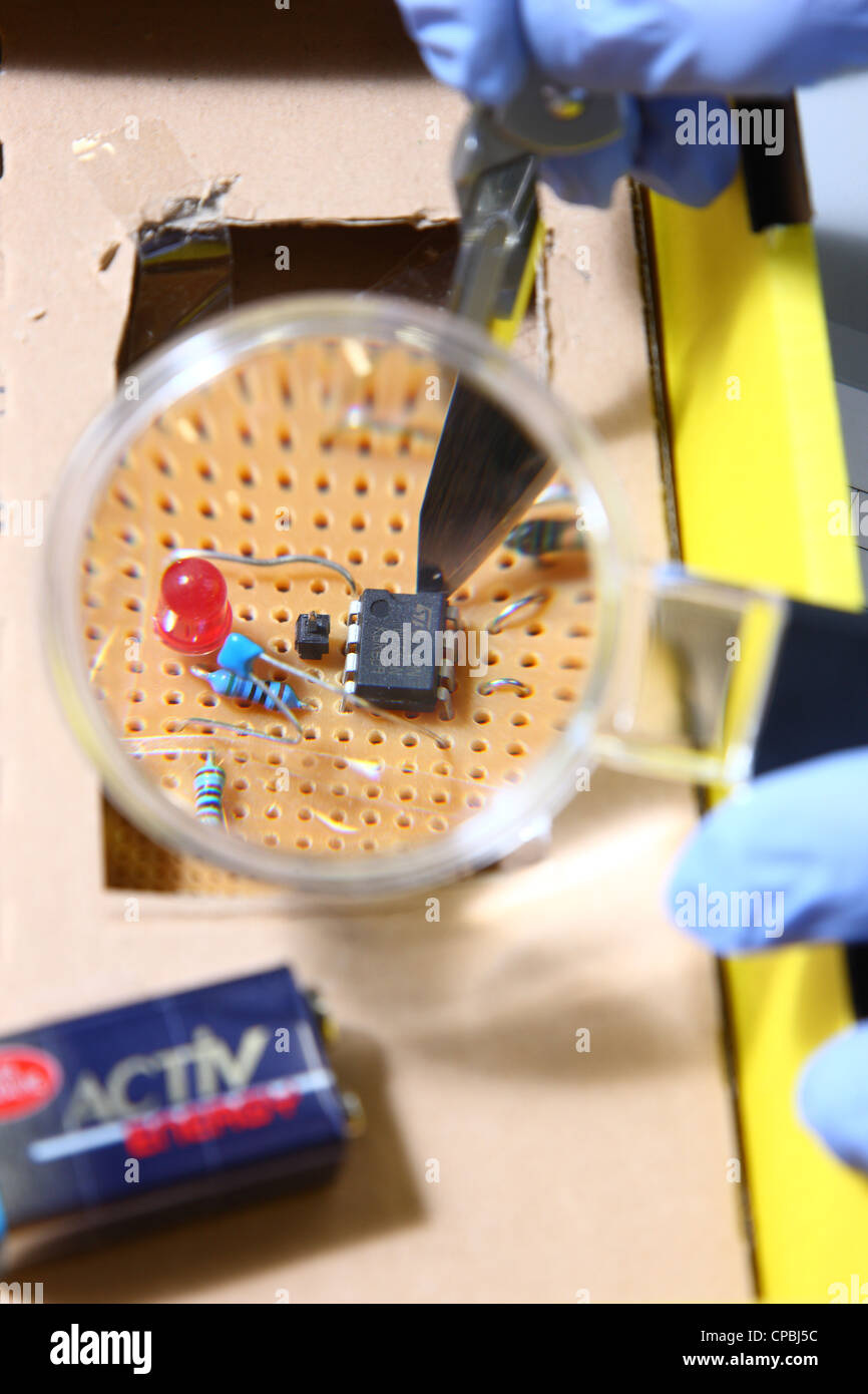 Police. State Office of Criminal Investigations. Crime scene ...