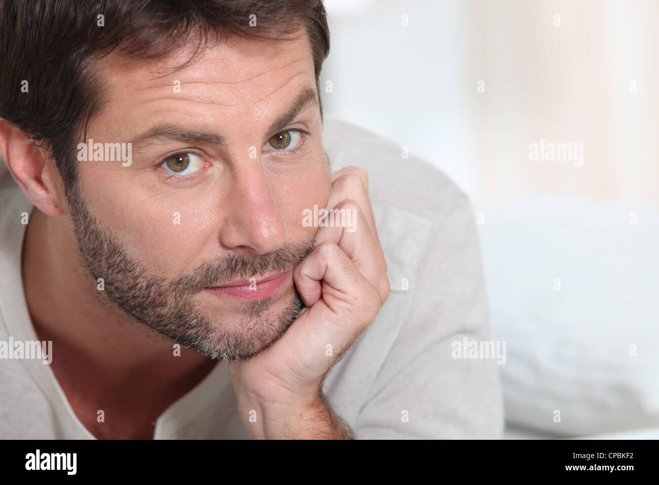 young man with a beard Stock Photo - Alamy