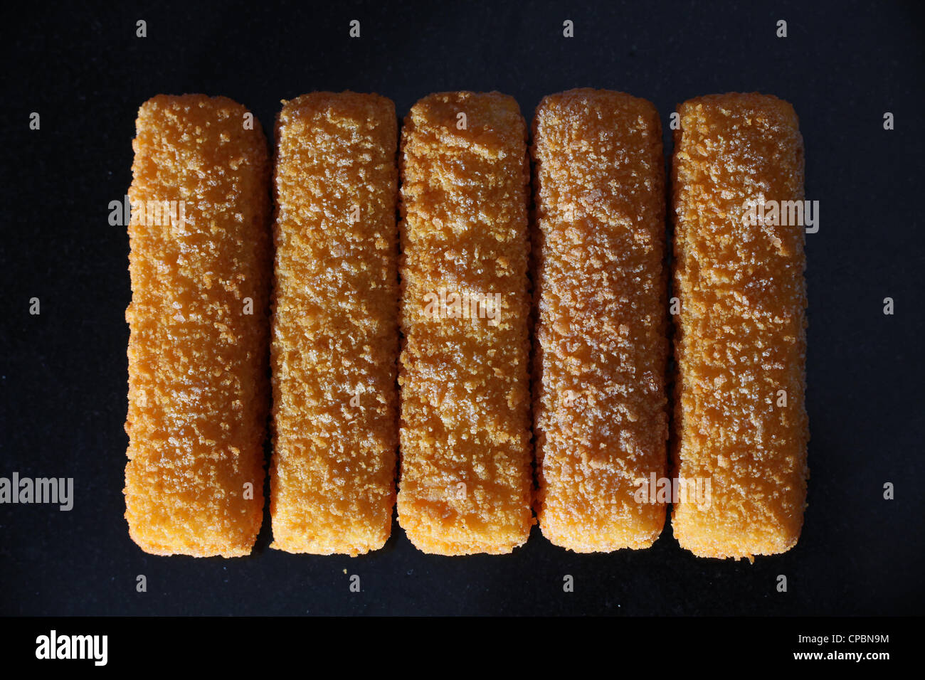 Birds eye fish fingers hi-res stock photography and images - Alamy
