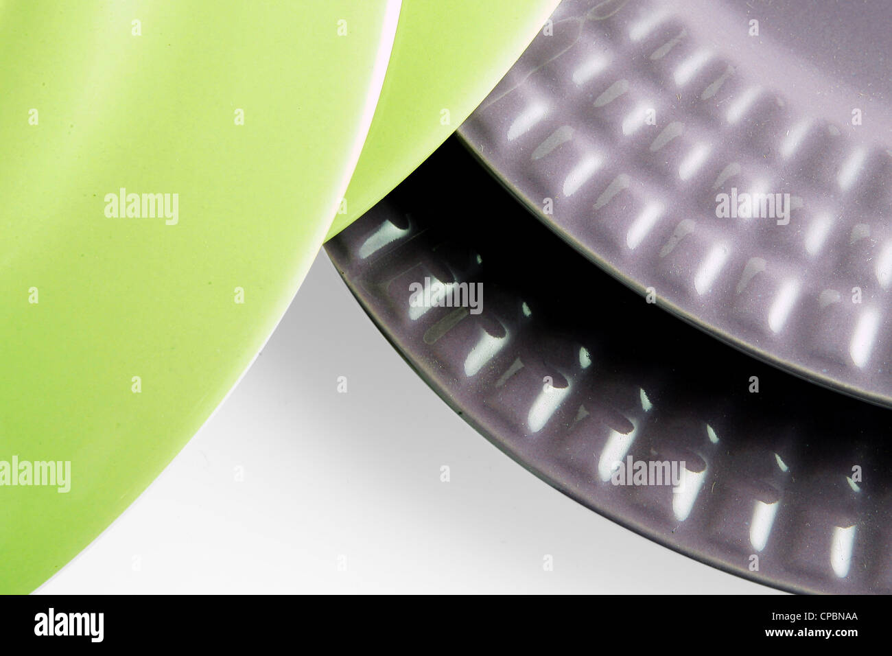 Pile white paper plates hi-res stock photography and images - Alamy