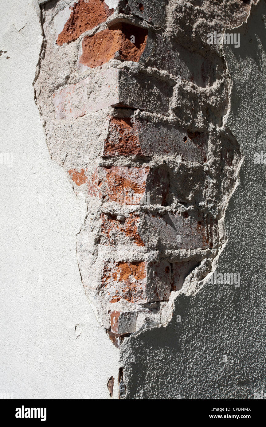 Damaged plaster hi-res stock photography and images - Alamy
