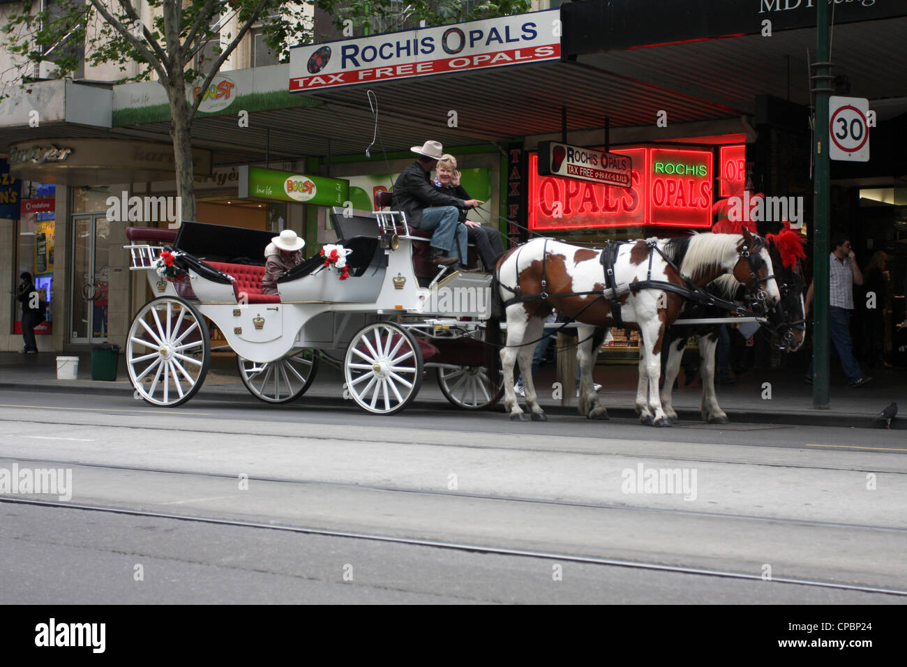 Victoria cart hi-res stock photography and images - Alamy