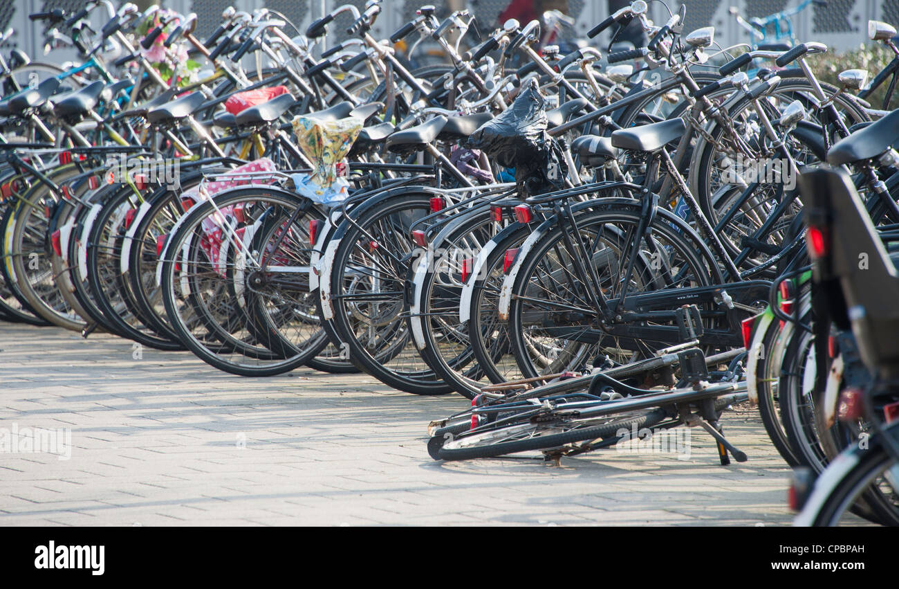 Amsterdam bike rack hi-res stock photography and images - Alamy