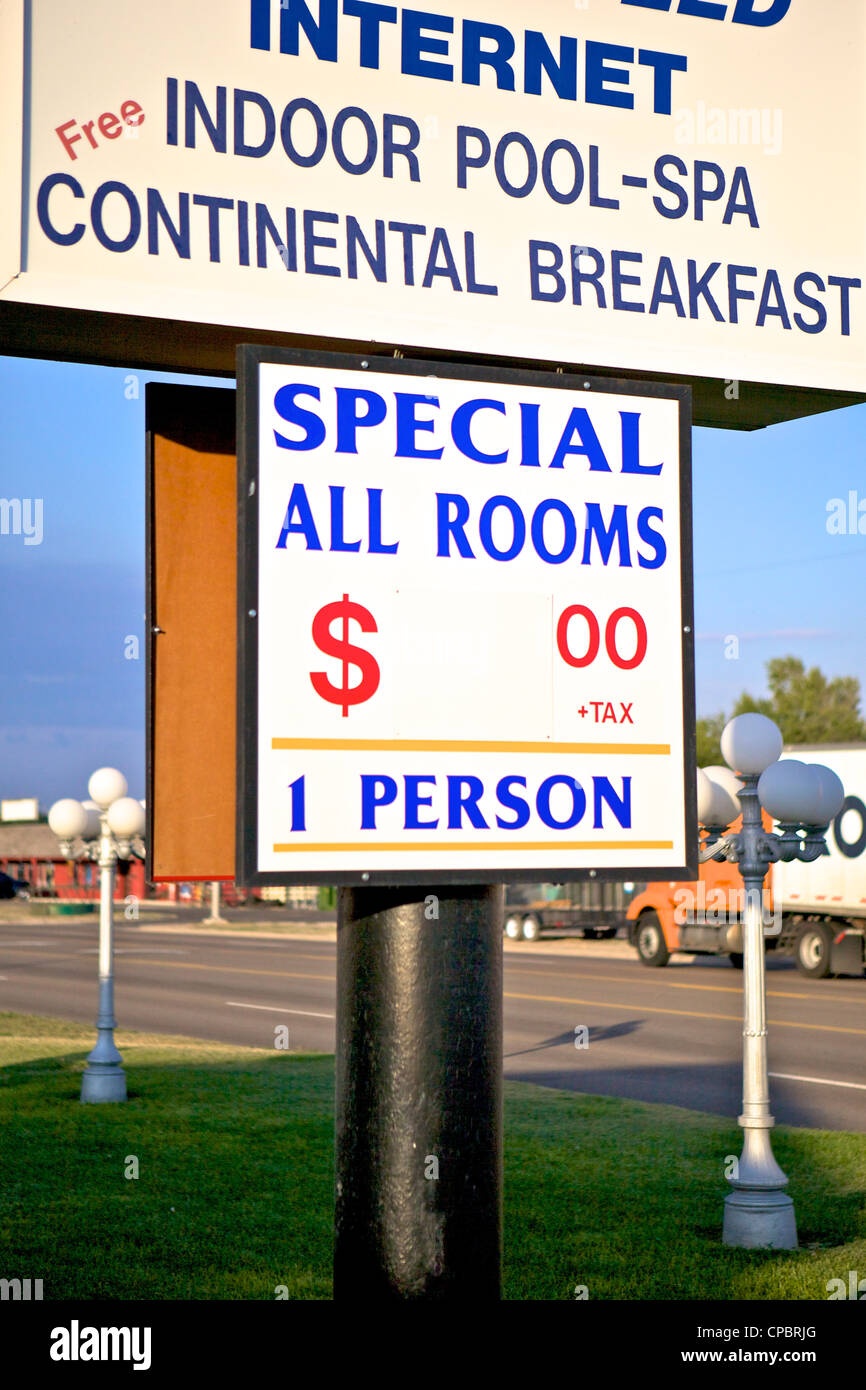 Motel sign hi-res stock photography and images - Alamy