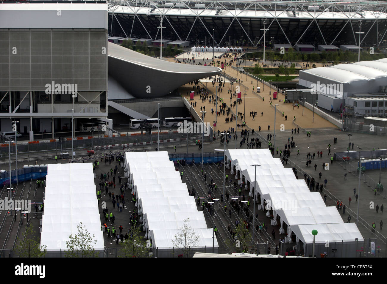 SECURITY TENTS AT OLYMPIC GAMES STADIUM LONDON 2012 Stock Photo - Alamy