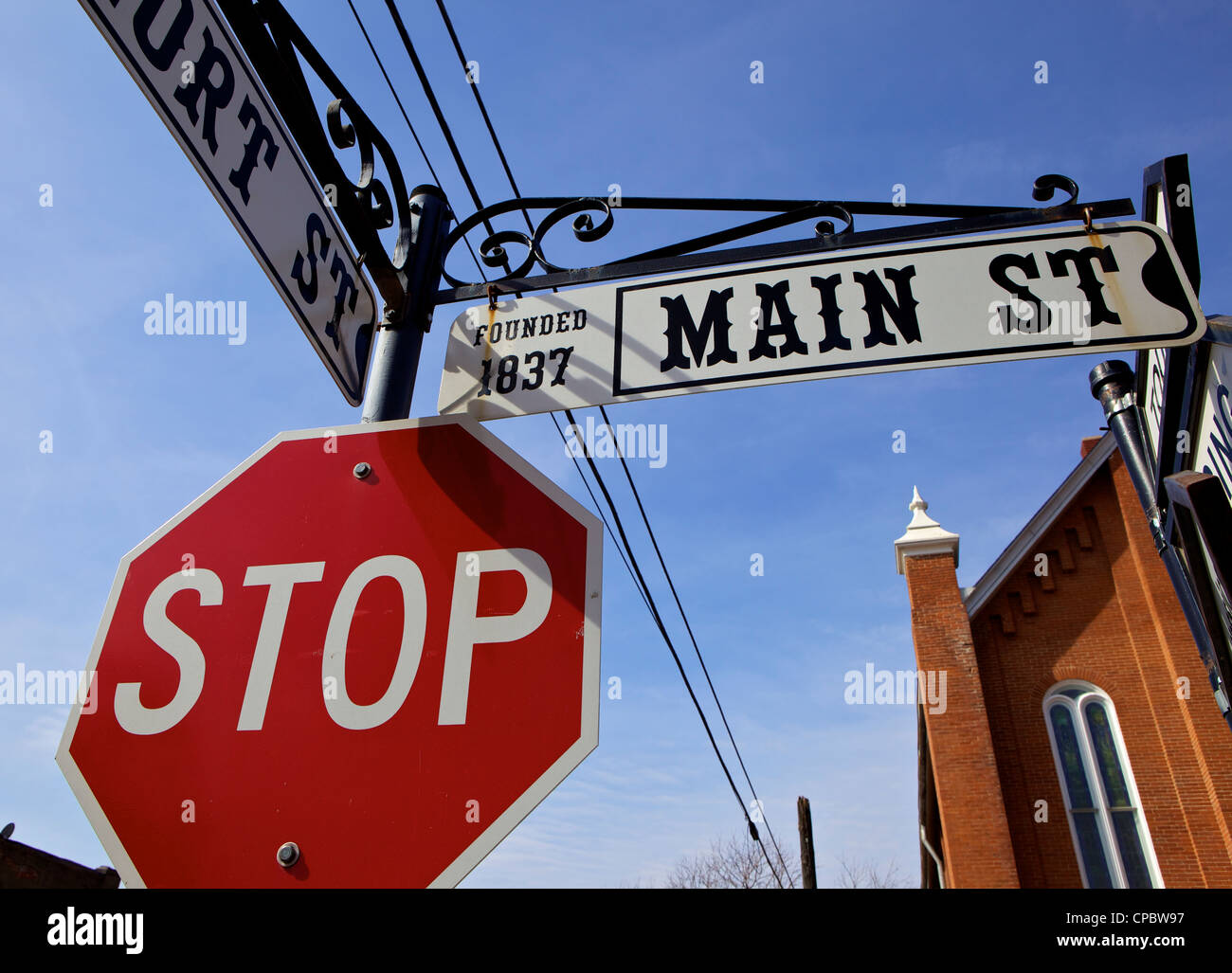 Main st. sign hi-res stock photography and images - Alamy