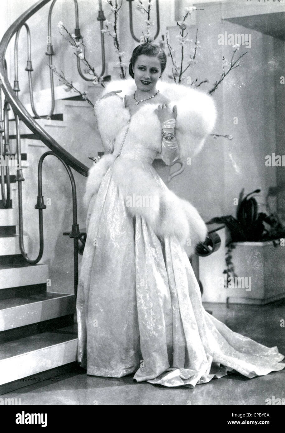 ROBERTA 1935 RKO film with Irene Dunne as Stephanie, chief designer at ...