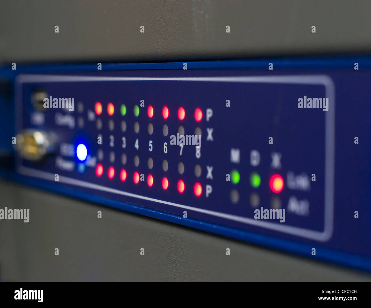 Hub links hi-res stock photography and images - Alamy