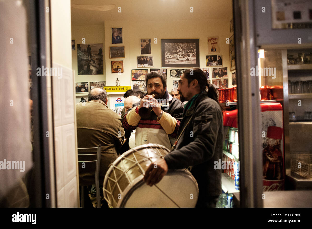 Romani music hi-res stock photography and images - Alamy