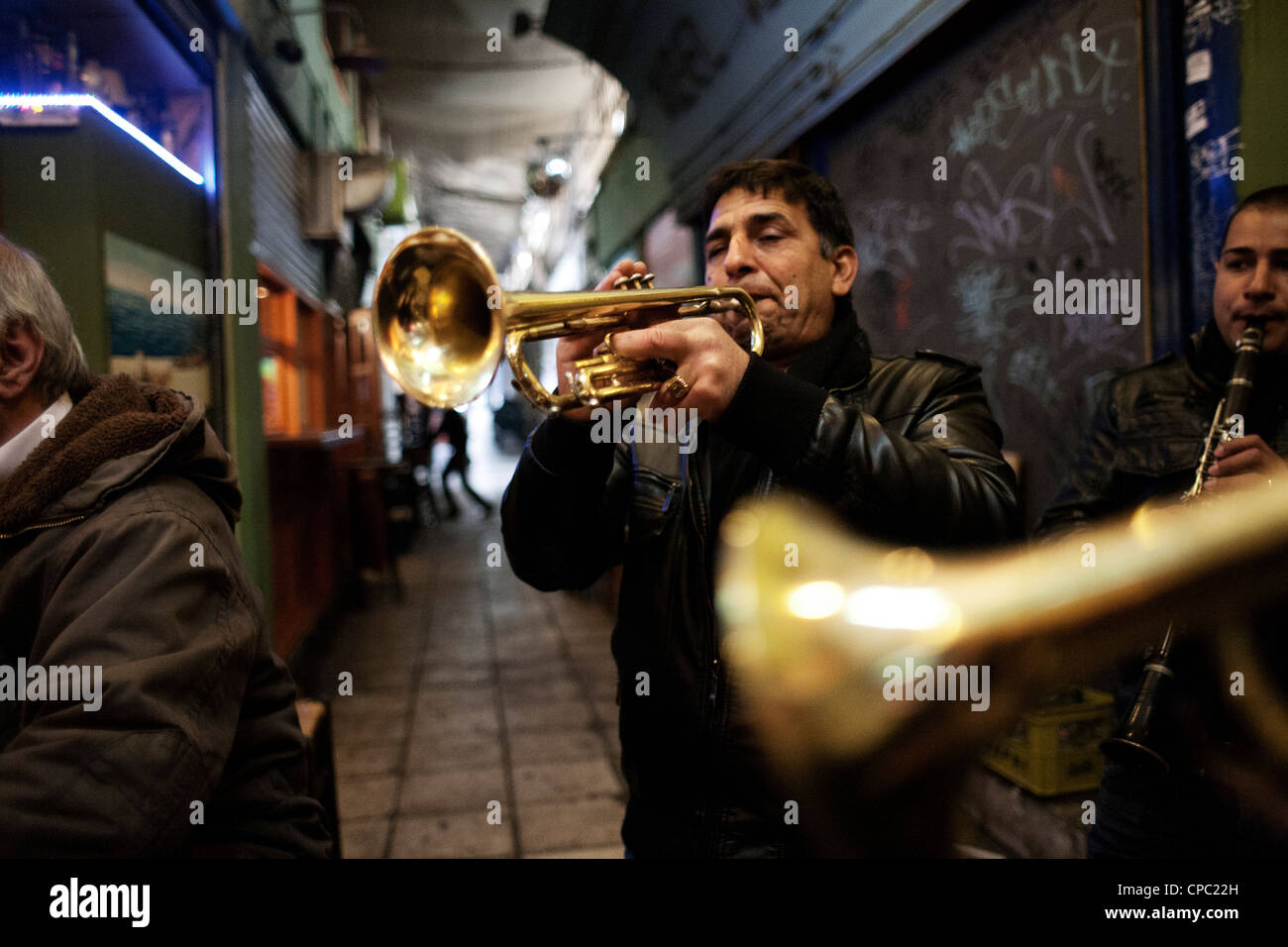 Romani music hi-res stock photography and images - Alamy