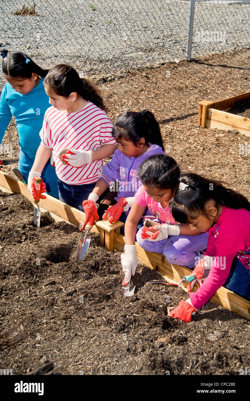 Spanish speaking children hi-res stock photography and images - Alamy