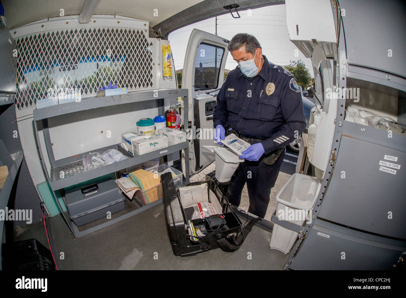 Crime scene unit van hi-res stock photography and images - Alamy