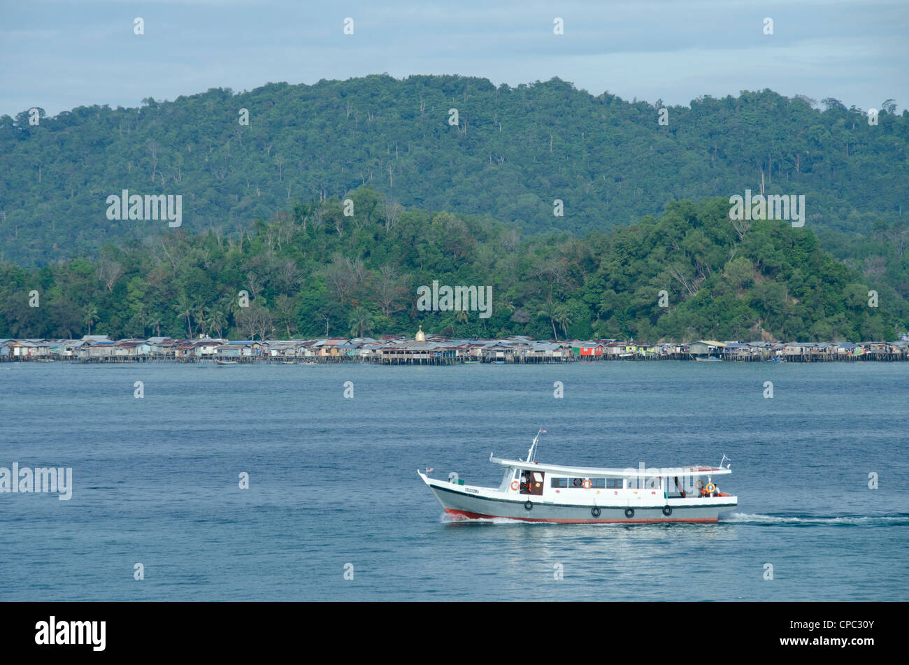 Borneo island house hi-res stock photography and images - Alamy