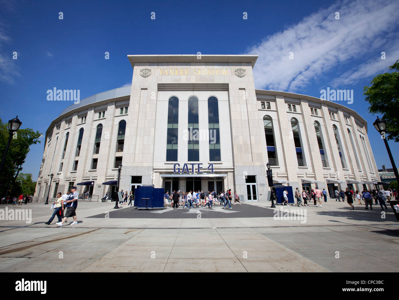 Yankee stadium hi-res stock photography and images - Alamy