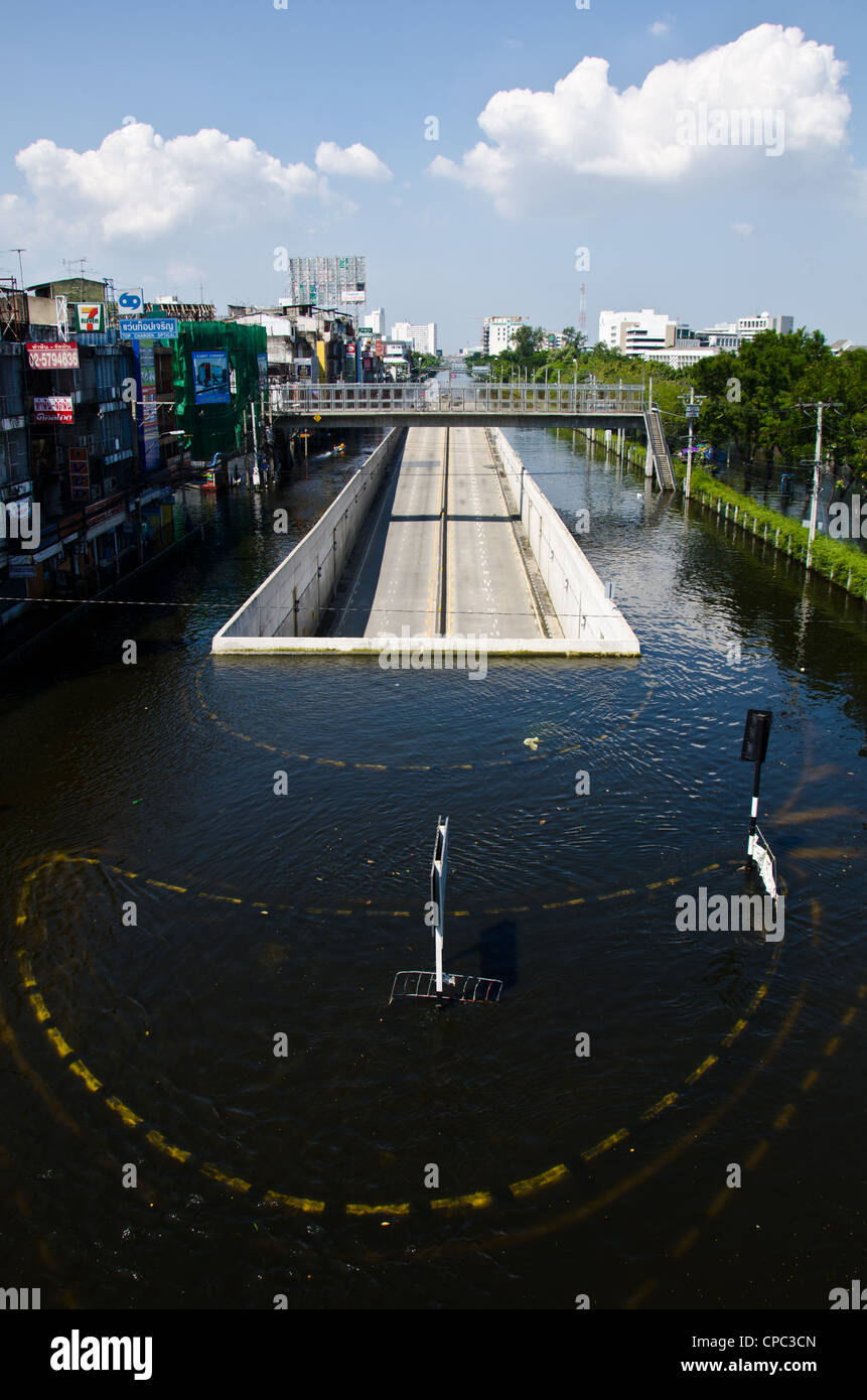 Flooded tunnel hi-res stock photography and images - Alamy