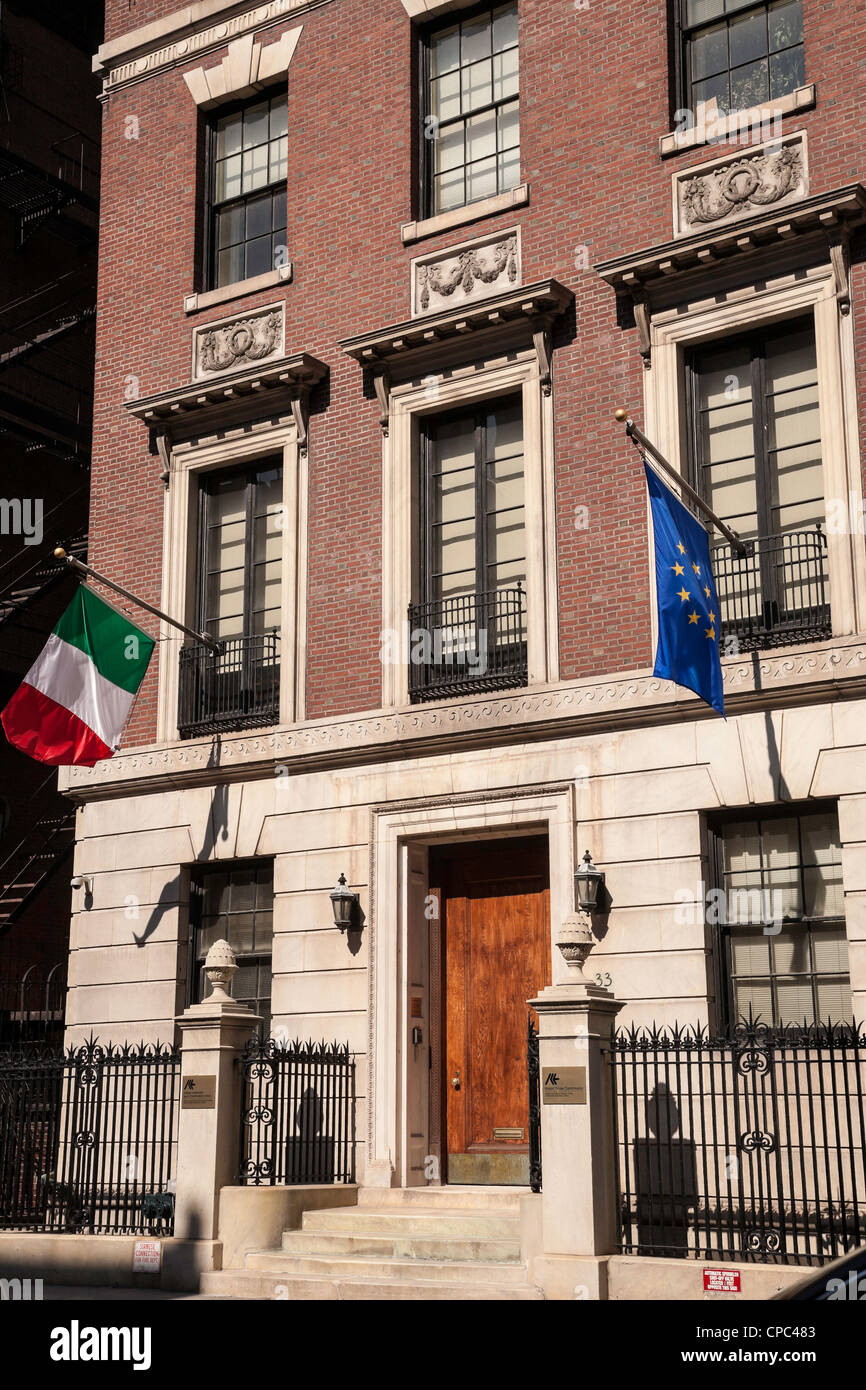 Italian Trade Commission, NYC Stock Photo - Alamy