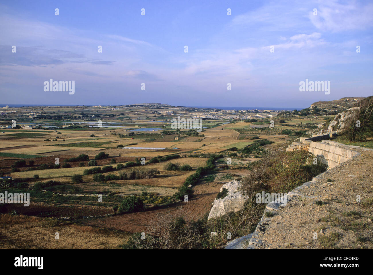 Victoria Lines, Malta. Looking North, near Mosta Fort Stock Photo - Alamy