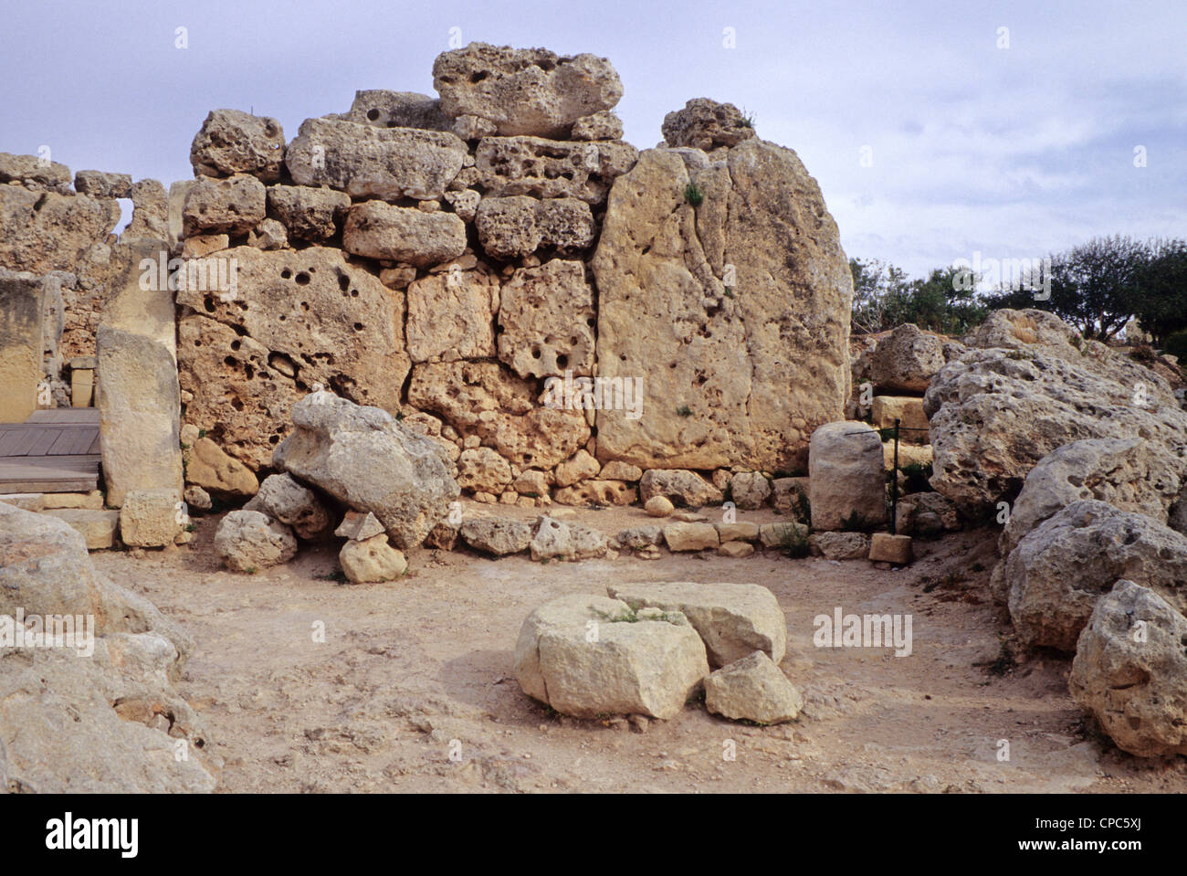 Ggantija, Gozo. - South Temple, built around 3500BC Stock Photo - Alamy