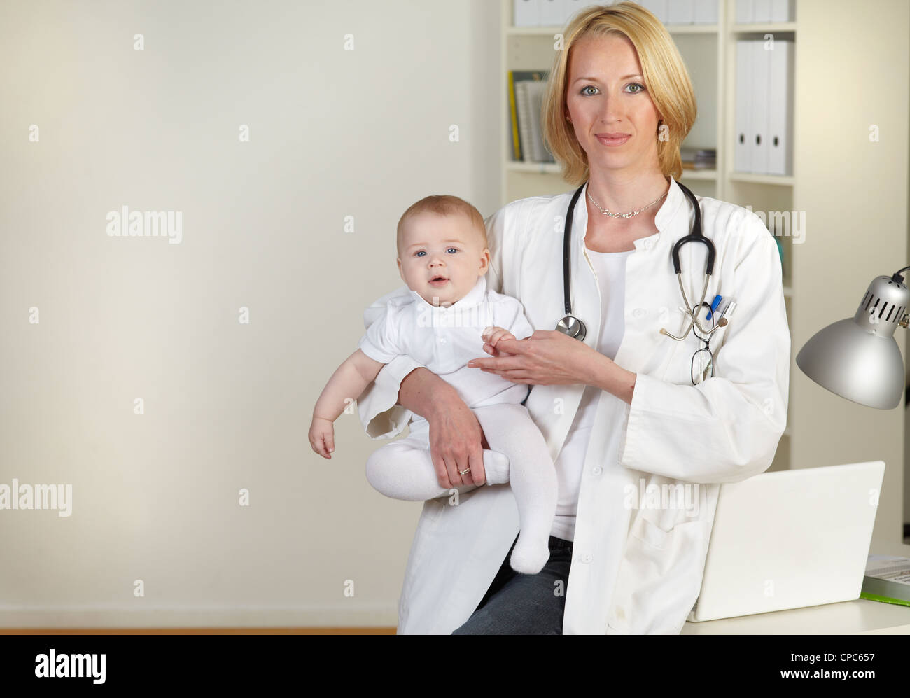 Baby doctor hi-res stock photography and images - Alamy