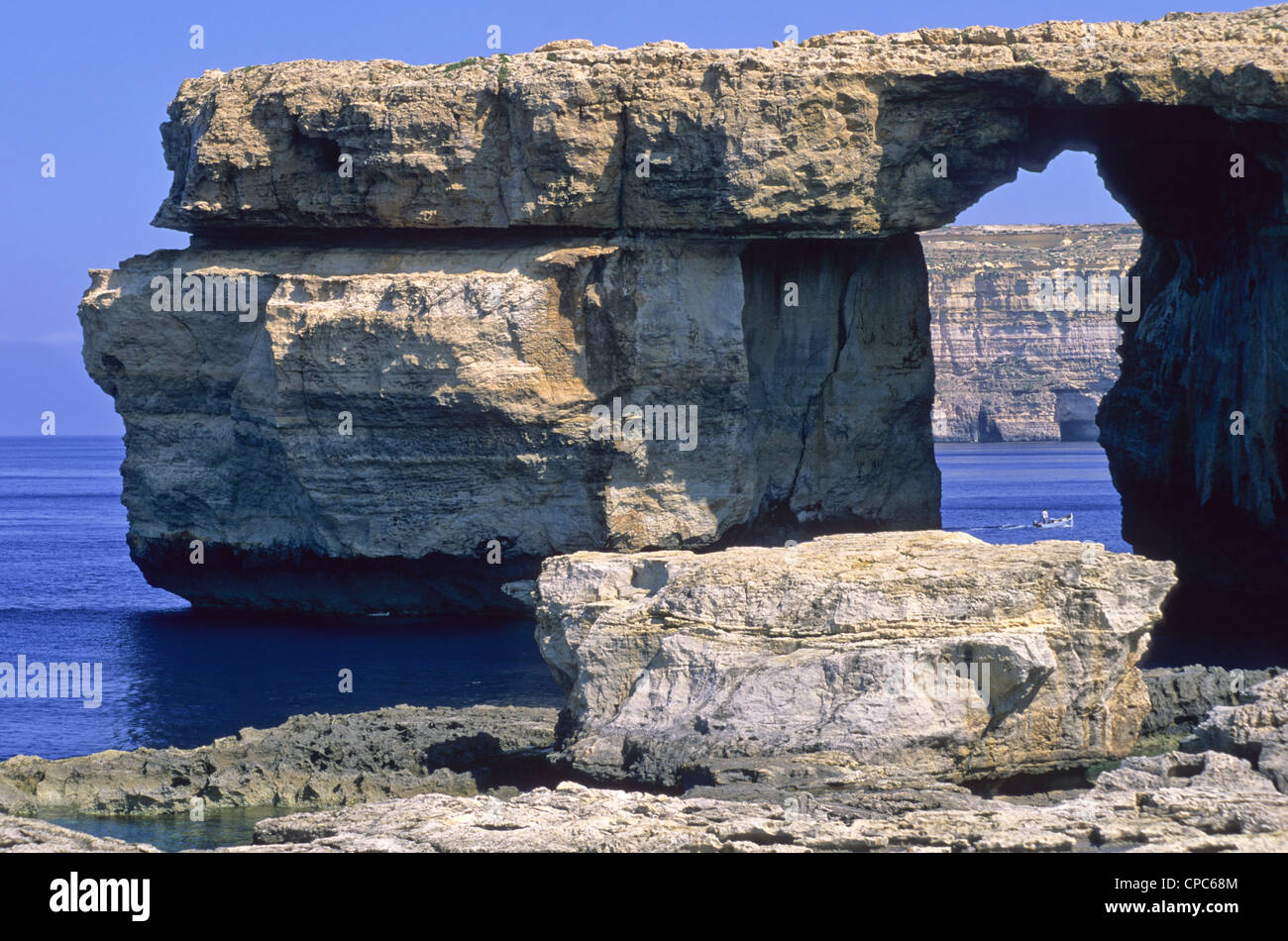 Azure Window, Dwejra Bay, Dwerja Bay, Gozo, Malta. The arch collapsed ...