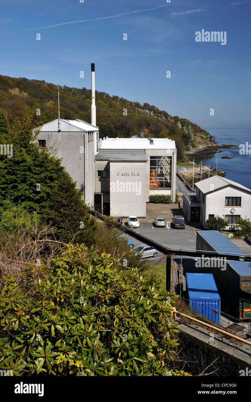 Caol Ila Distillery on Islay, Scottish Inner Hebrides Stock Photo - Alamy