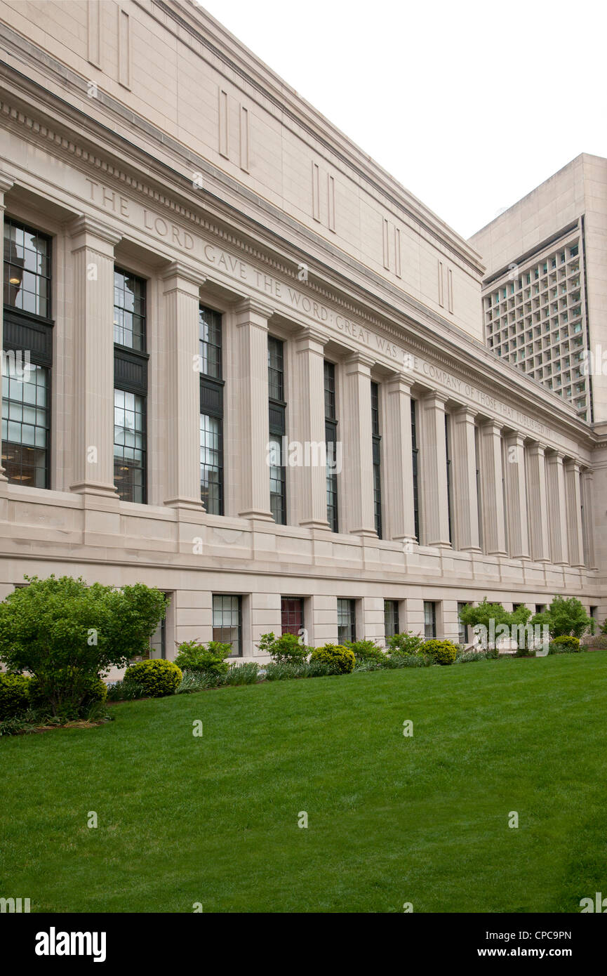 Science plaza hi-res stock photography and images - Alamy