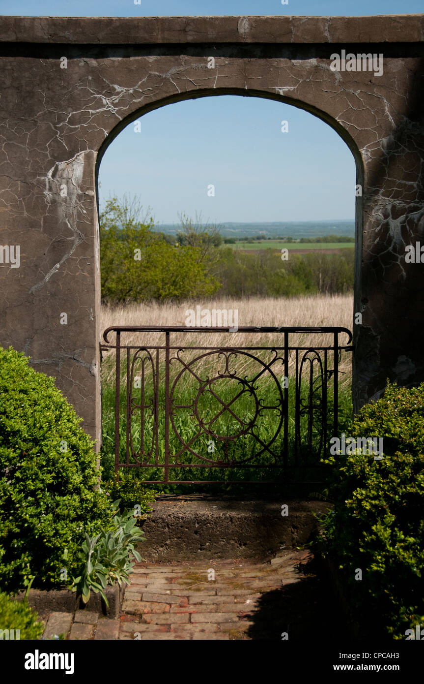 Masonry arch hi-res stock photography and images - Alamy